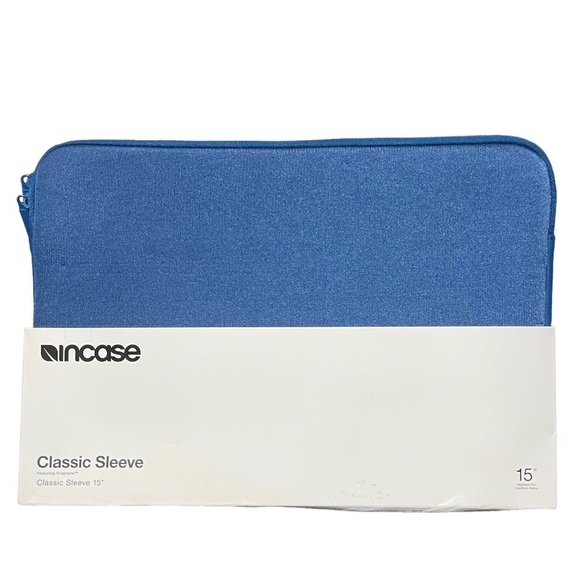 Incase | Tablets & Accessories | Incase Classic Sleeve 5 Macbook Pro ...